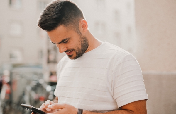 403 Area Code Reverse Phone Lookup - Find Caller Details