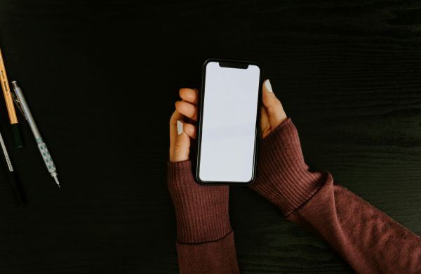 How Long Are International Phone Numbers? Lengths & Formats