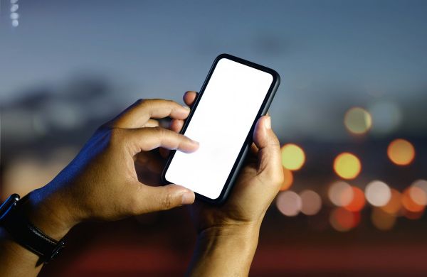 How to Identify a Scammer on the Phone? Key Signs to Watch